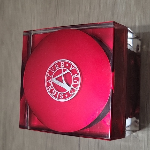 Signature Club A | Skincare | Signature Club A Platinum Electro Charged ...